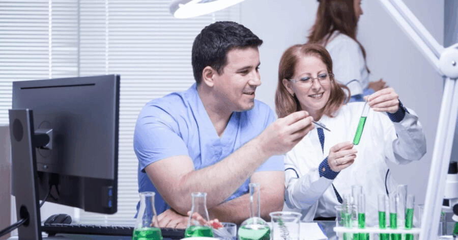 10 Top Universities For MS In Biotechnology In USA 2024 // Ambitio