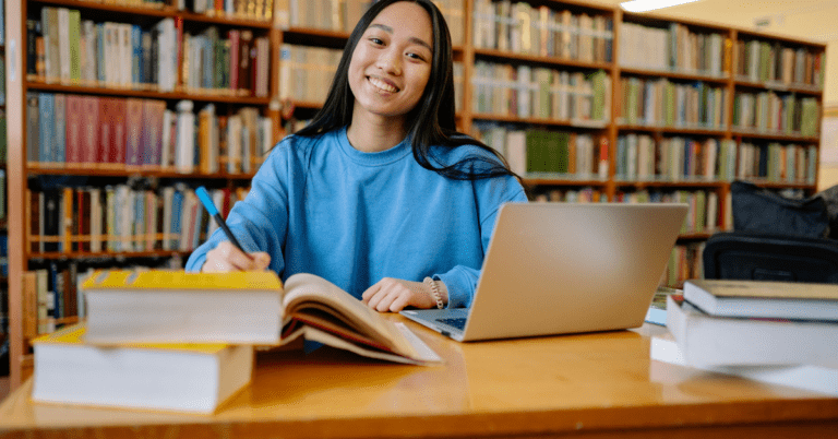 What Is The UofT Average GPA And Other Admission Requirements? // Ambitio
